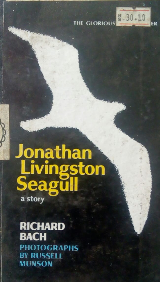 Jonathan Livingston Seagull by Richard Bach – Inspire Bookspace